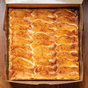 MLB Macadamia Pear Pie – Mummy Liz Bakes